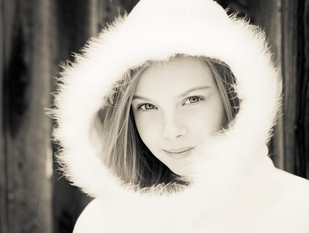 "Intrigue" - Stephanie Neal - National Association of Portrait and ...